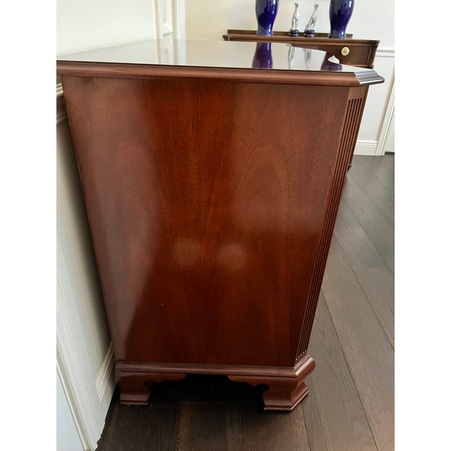 1990s Mahogany Reproduction Kindel Serpentine Chest- Original Pineapple ...