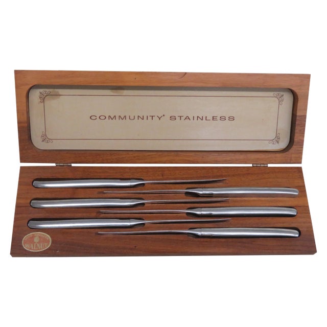 Oneida Frostfire Community Stainless Serrated Steak Knife Set Walnut ...