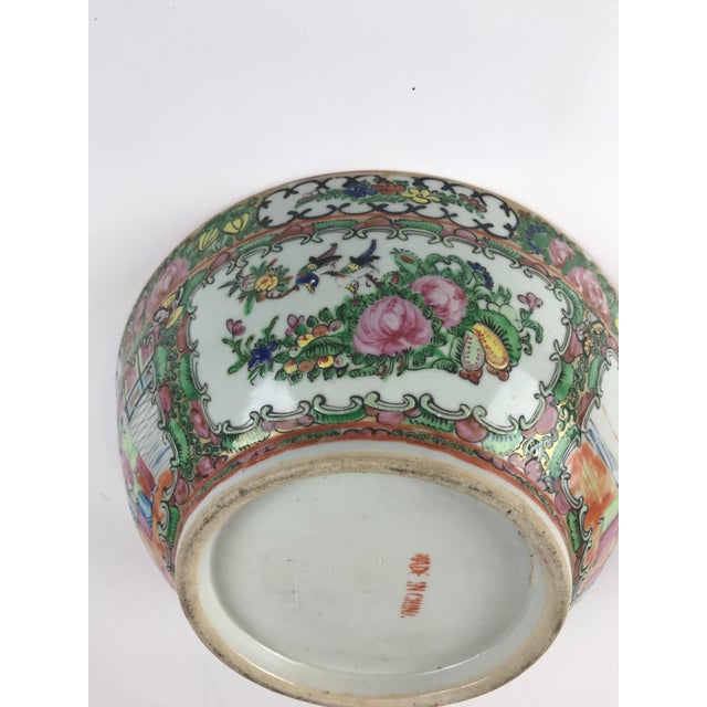19th Century Chinese Rose Canton Family Rose Medalion Porcelain Chinese ...