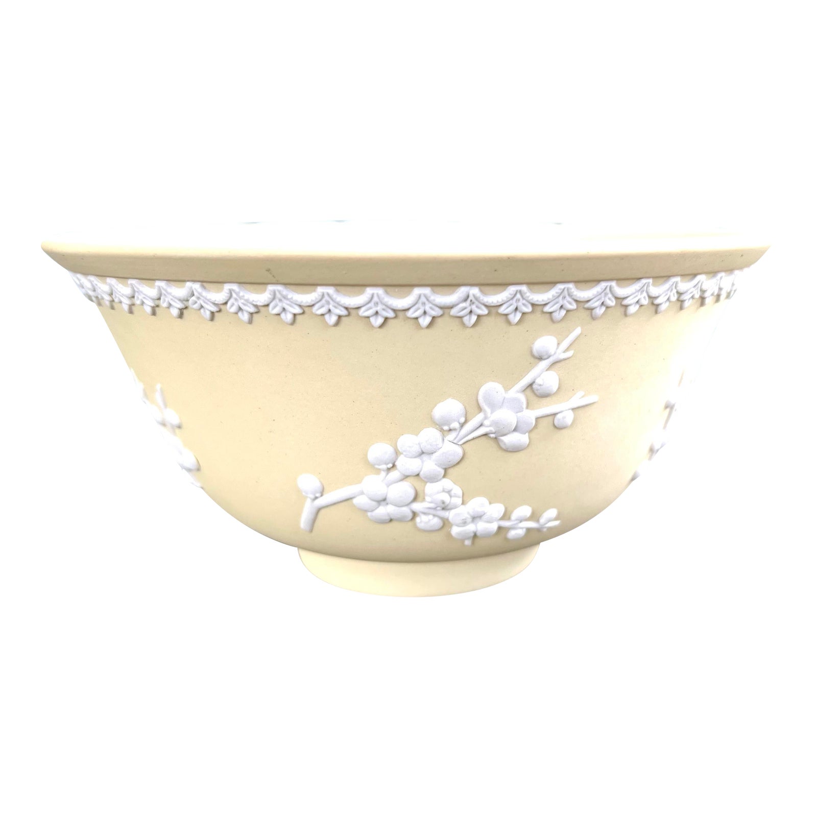 1970s Wedgwood England Primrose Yellow Jasperware Bowl With White ...