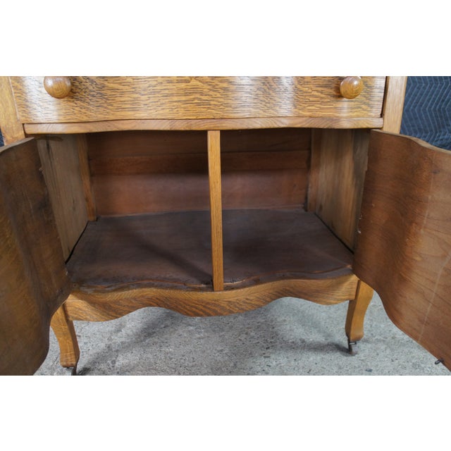 Antique Victorian Quartersawn Oak Serpentine Oxbow Washstand Chest ...