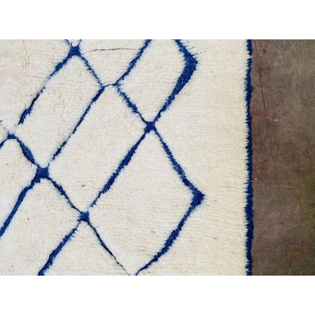 Moroccan Beni Ourian Rug-5′1″ × 8′1″ | Chairish