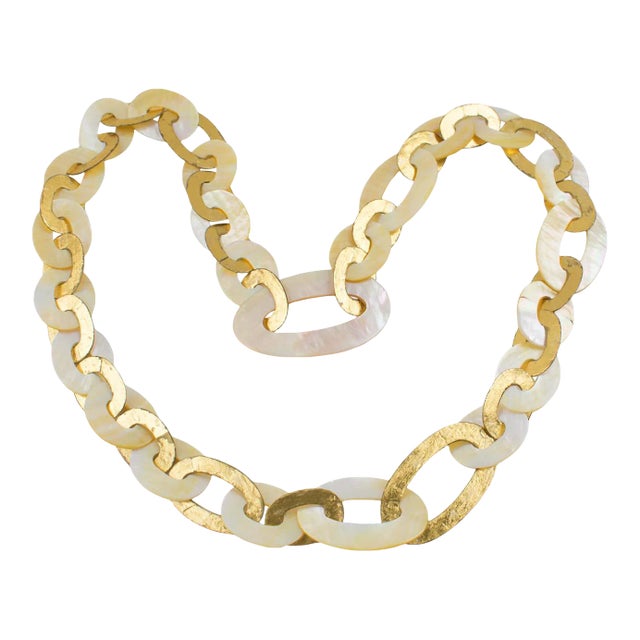 monies shell necklace