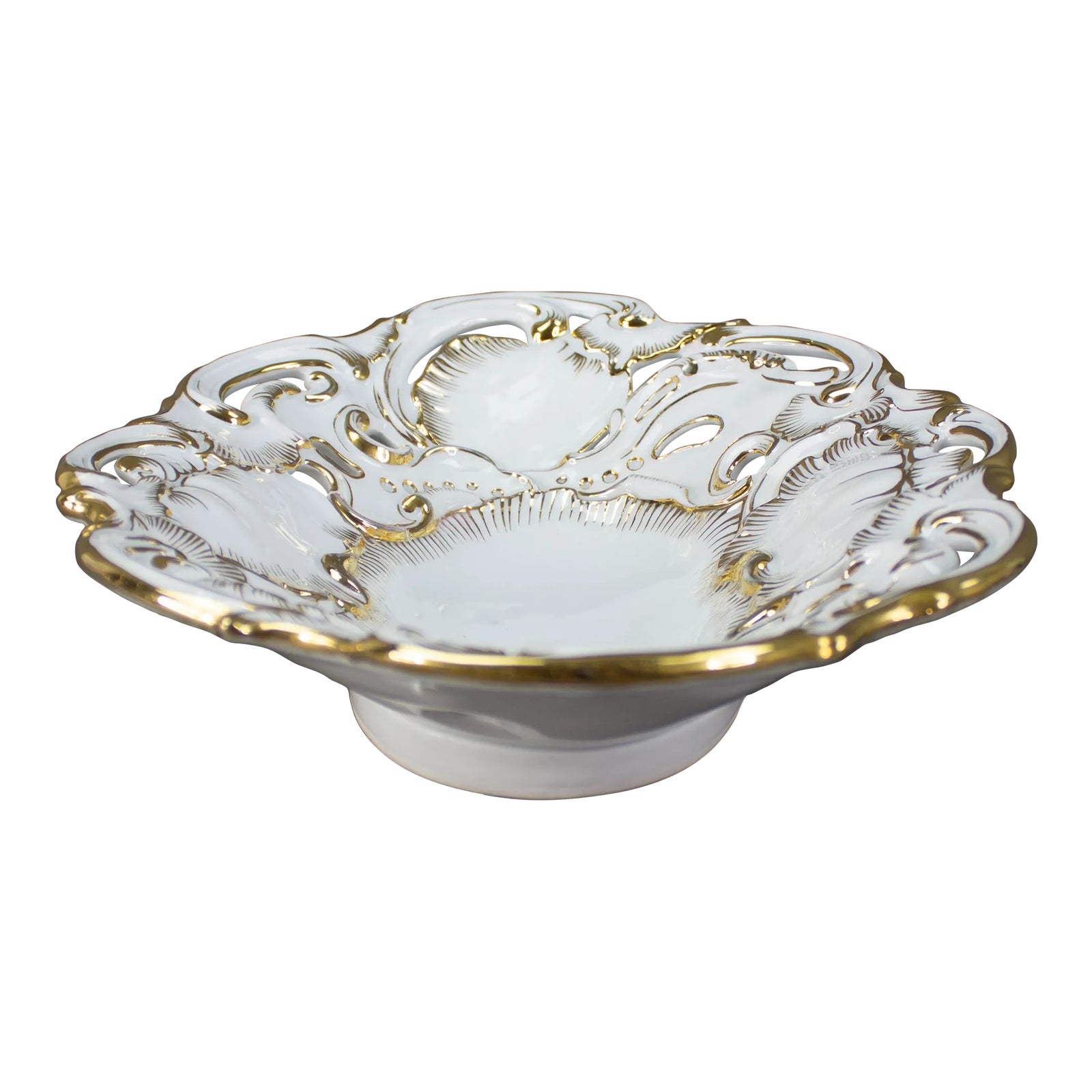 Vintage Meissen Rococo Shell High Relief Gold Oval Porcelain Center ...