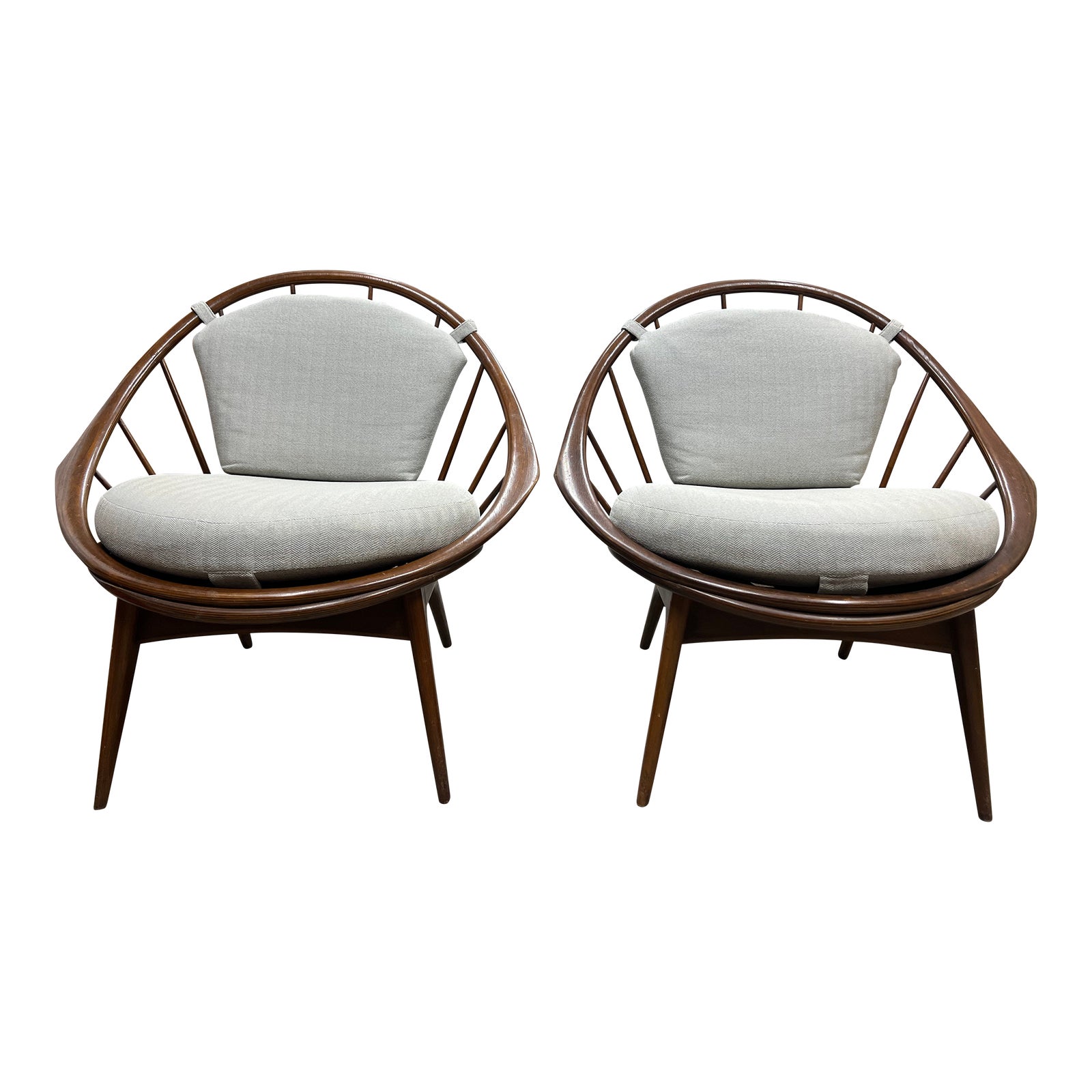 Pair of Mid-Century Danish Modern Hoop Chairs With Cushions | Chairish