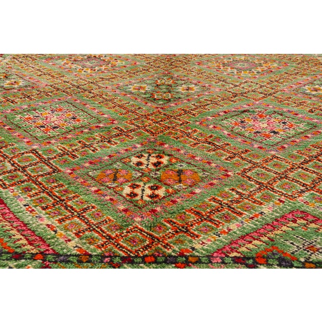 Vintage Beni M'Guild Moroccan Rug, 05'04 X 09'08 | Chairish