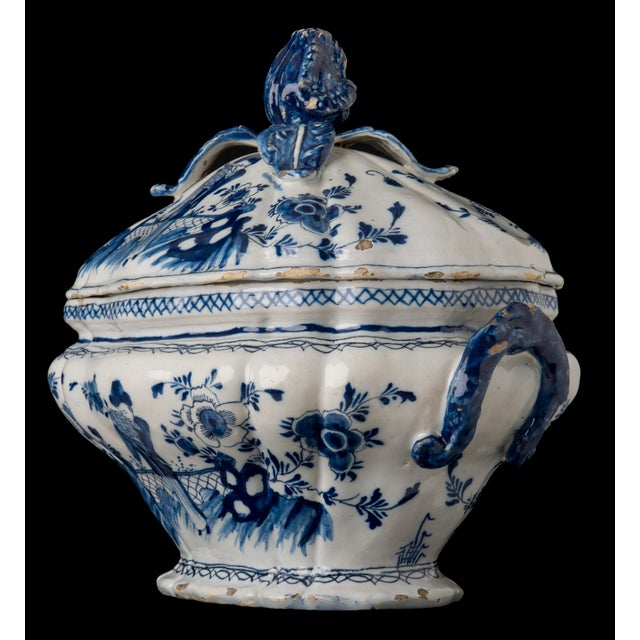 Delft, Blue and White Chinoiserie Tureen Delft, Circa 1750 Mark: Dm ...