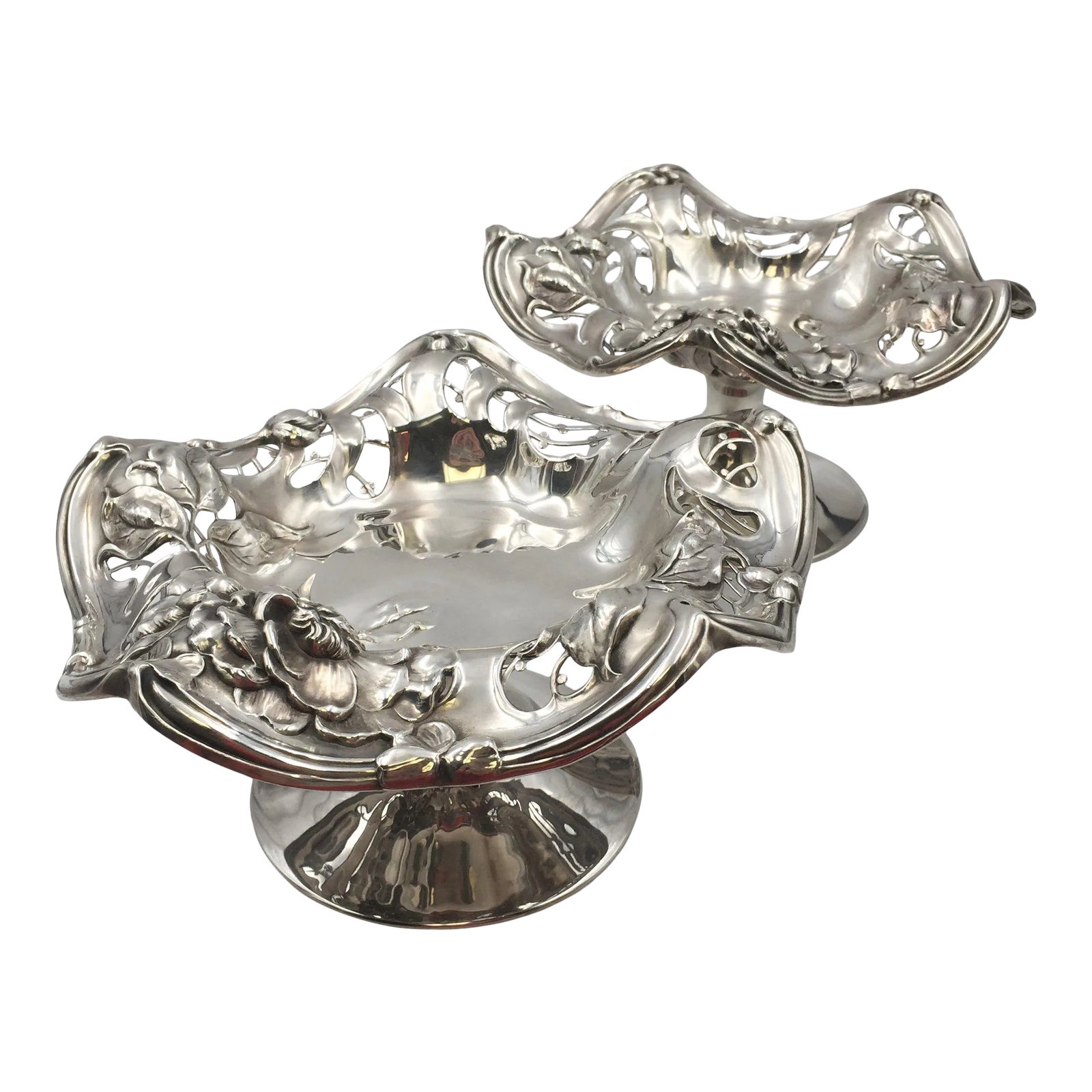 Simpson, Hall, Miller & Co. Sterling Silver Footed Compotes Centerpiece ...
