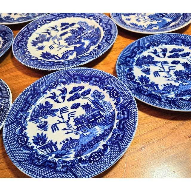 Blue Willow Plates- Set of Eight | Chairish