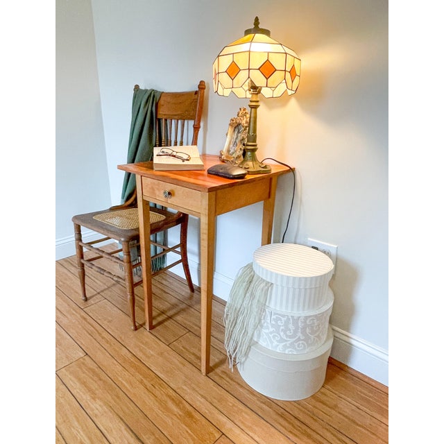 1950s Vintage Cohasset Colonials Maple Shaker Side Table | Chairish