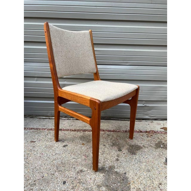 Late 20th Century Set of 8 Mid Century Modern Danish Teak Dining Chairs ...