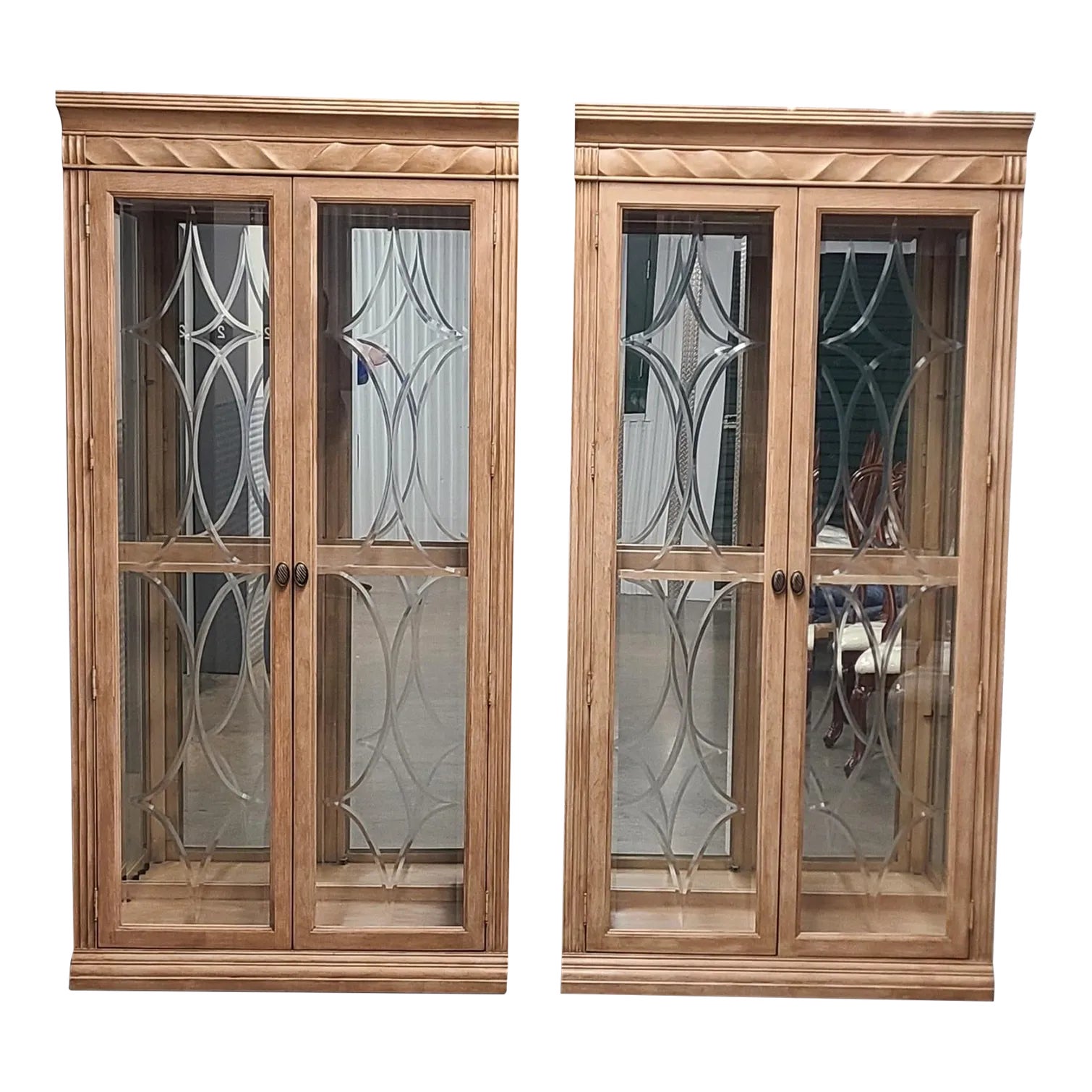 1990s Estate Bernhardt Display Cabinets or Vitrines - a Pair | Chairish