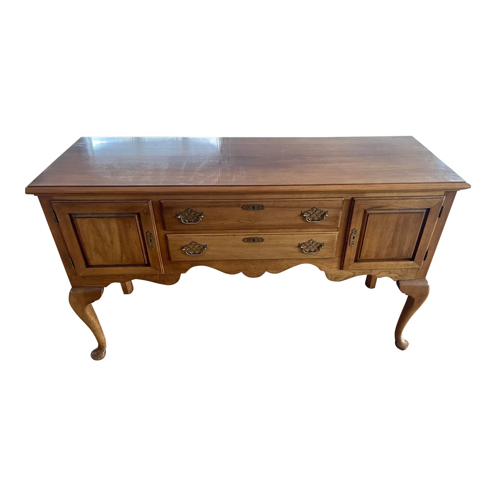 1950s Vintage Statton Queen Ann Style Sideboard Buffet | Chairish