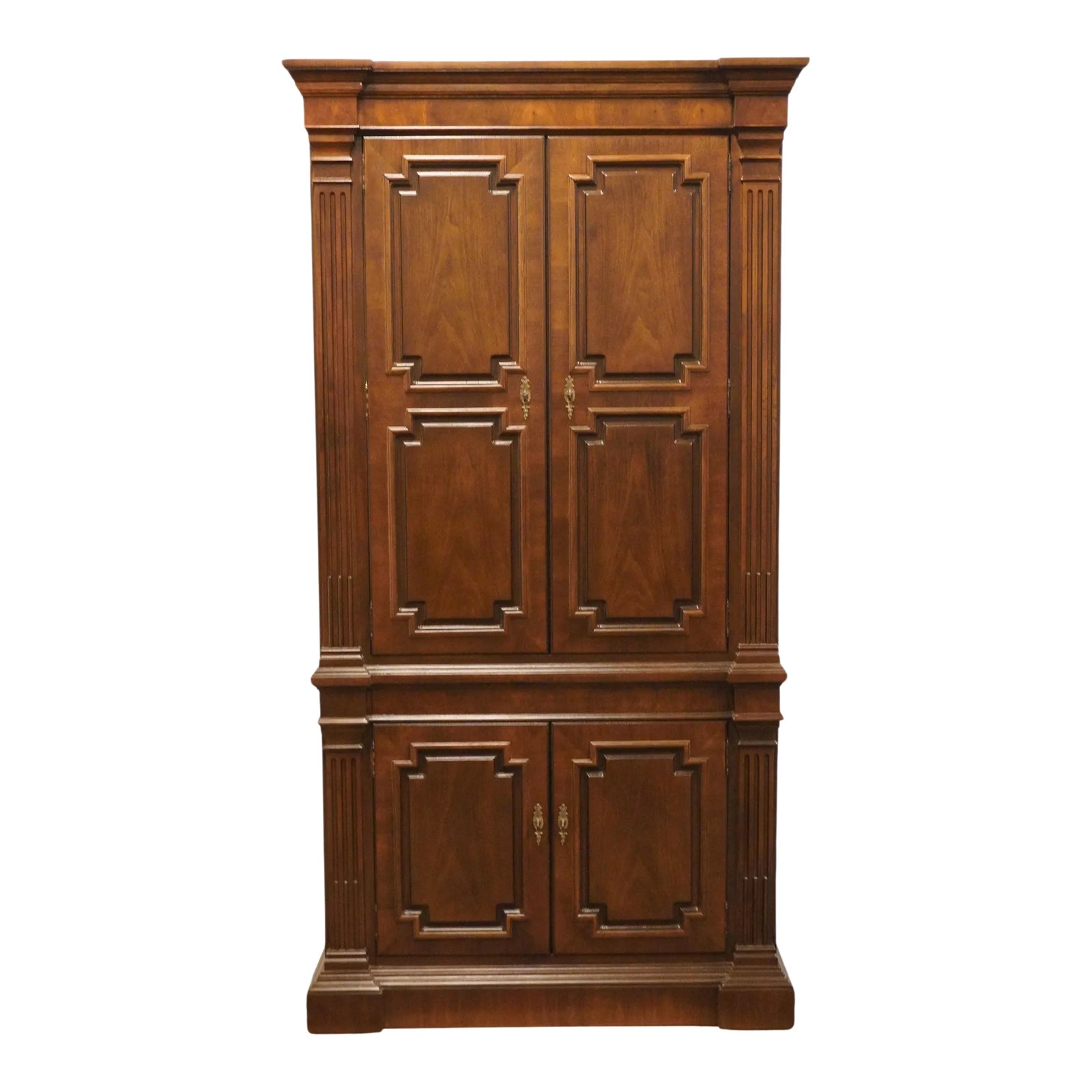 Thomasville Furniture Grand Classic Collection Italian Provincial 42 ...