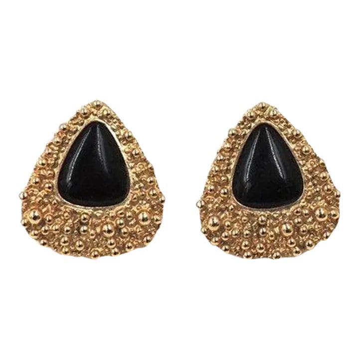 Vintage Napier Ad Piece Modernist Black Resin Clip Earrings - 2 Pieces ...