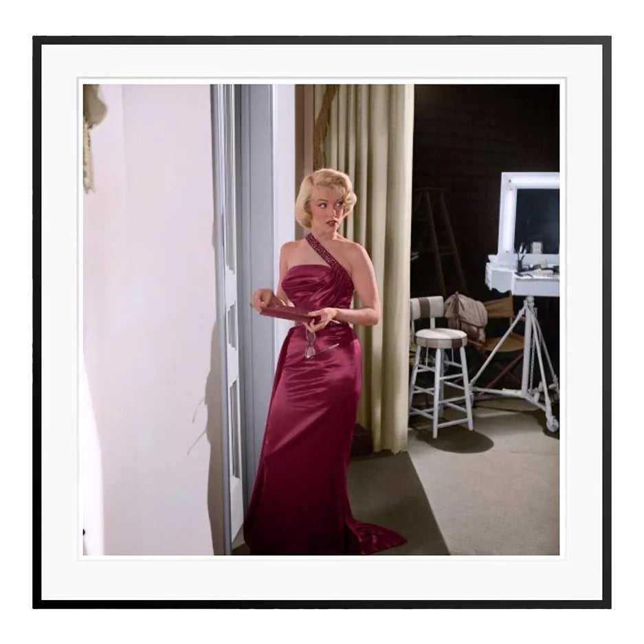 Marilyn Monroe on the Set of "How to Marry a Millionare" Black Framed ...