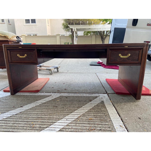 Alex Stuart Vintage Modern Inlaid Leather Mahogany Executive Desk ...