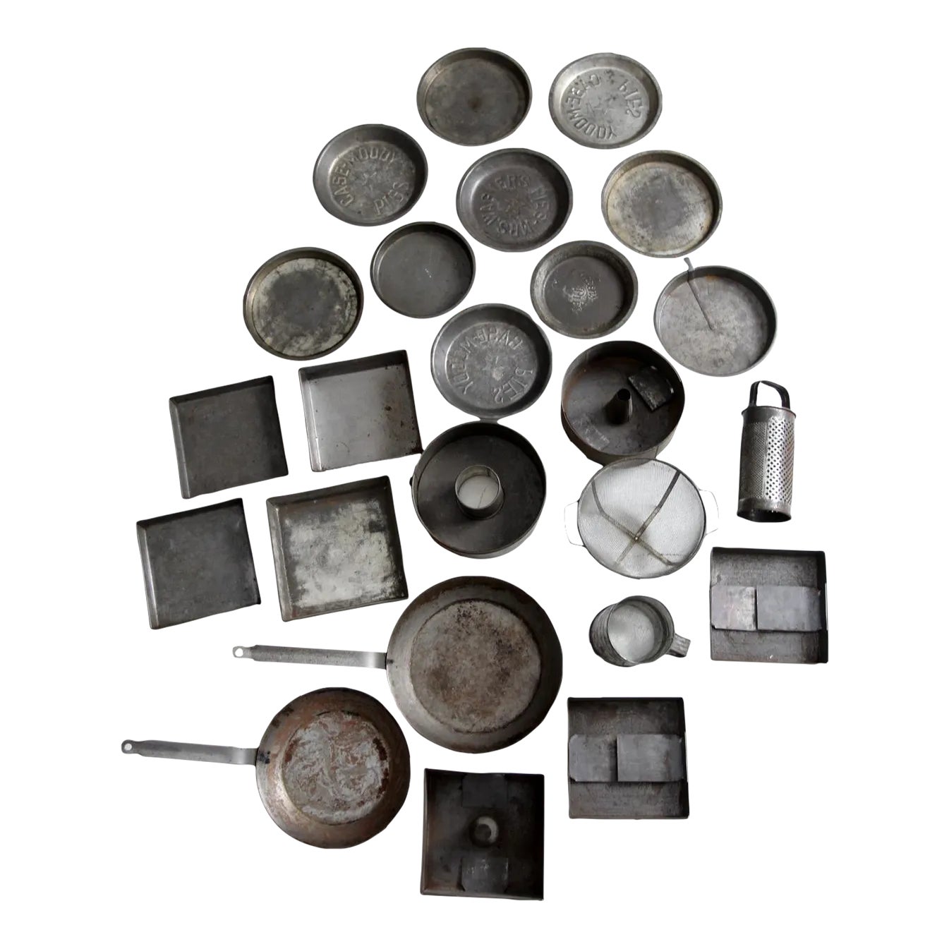 Vintage Kitchen Baking Pan Collection | Chairish