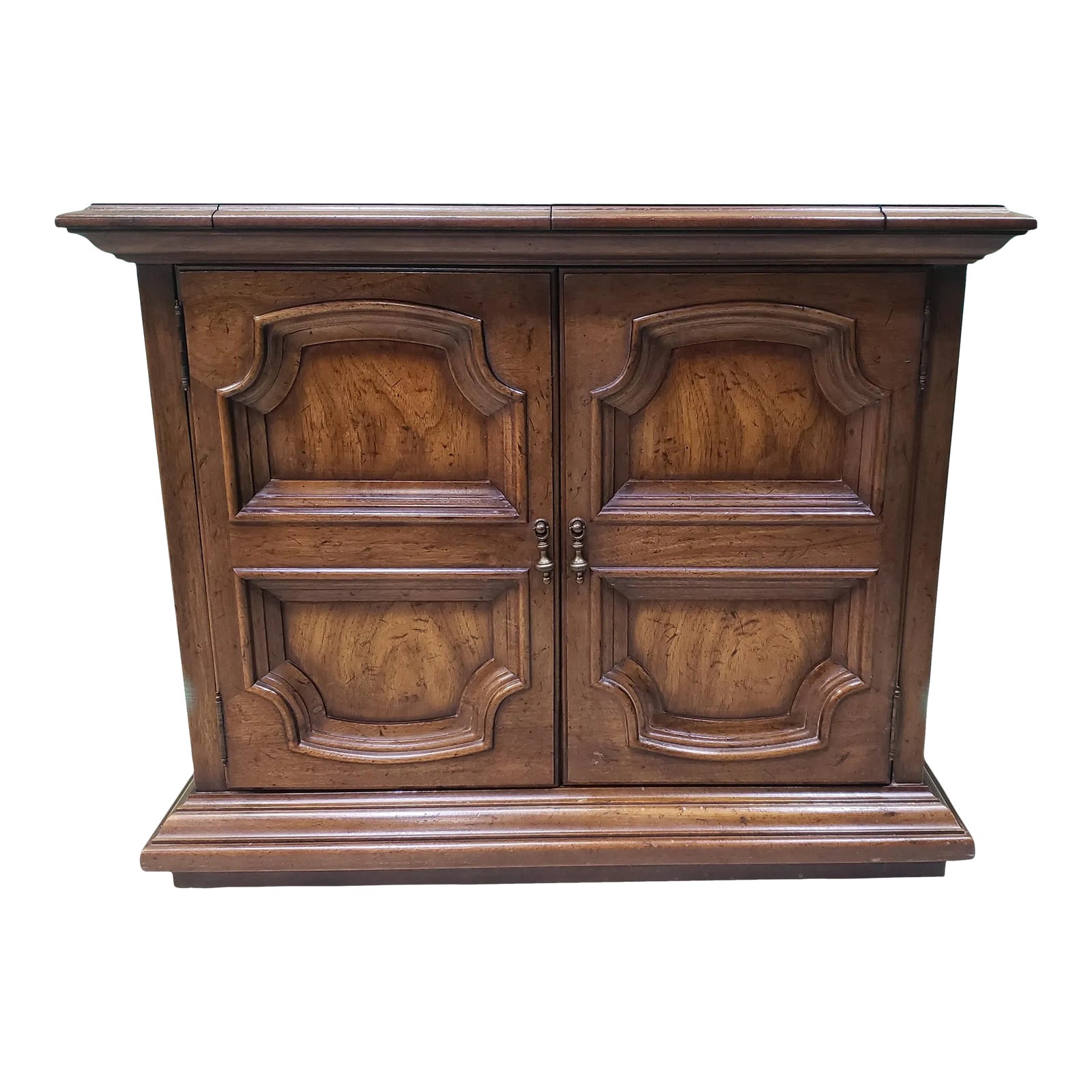 Late 20th Century Small Buffet by Henredon Fine Furniture – Solid Wood ...
