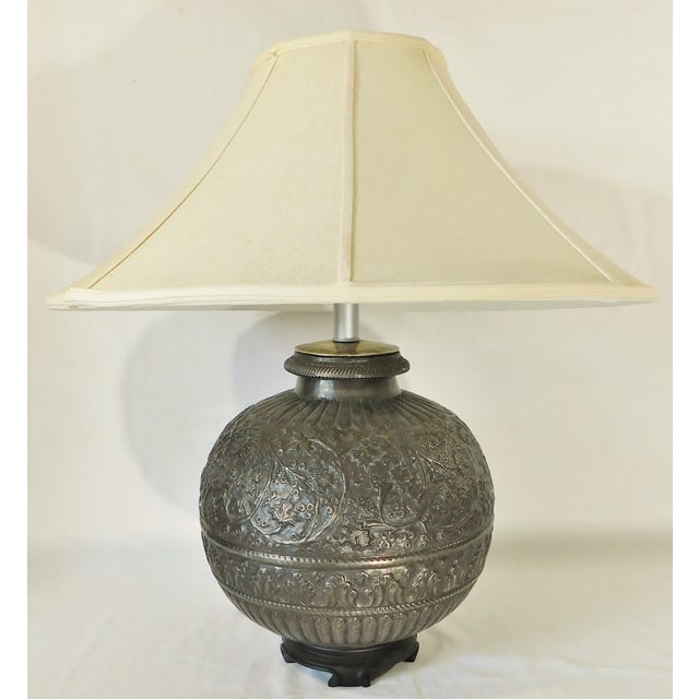 Ornate Vintage Chinese Round Brass Floral Embossed Table Lamp Wood Base ...