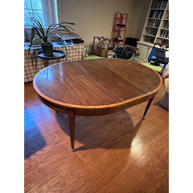 Small Traditional Oval Dining Table | Chairish