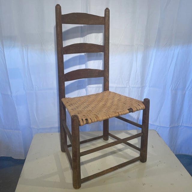 Early American Ladder Back Chair | Chairish