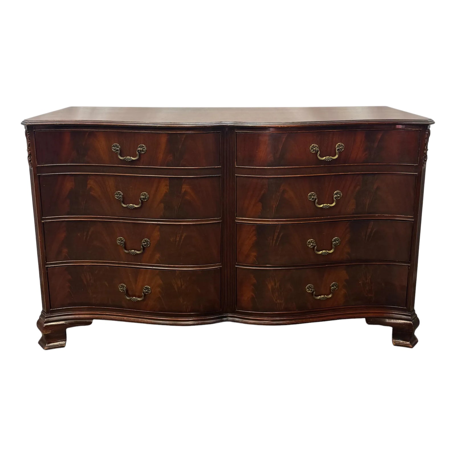 Vintage White Furniture Traditional Chippendale Stlye Mahogany ...