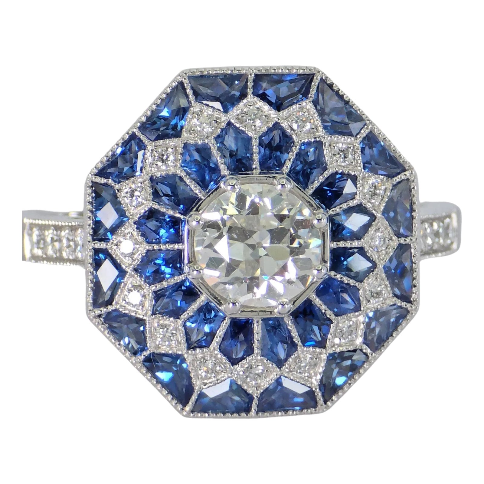 Stunning Brand New Platinum (950) Natural VVS Diamond & Blue Sapphire ...