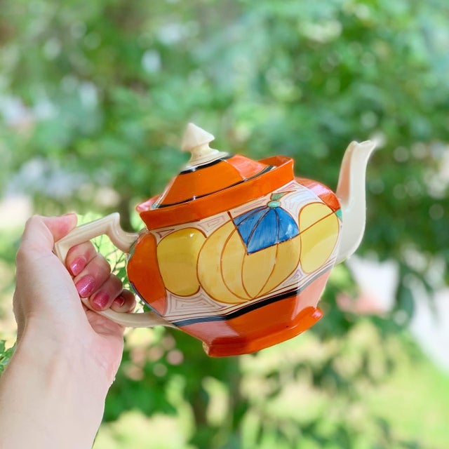 1920s Art Deco Picasso Melon Athens-Shaped Teapot by Clarice Cliff ...
